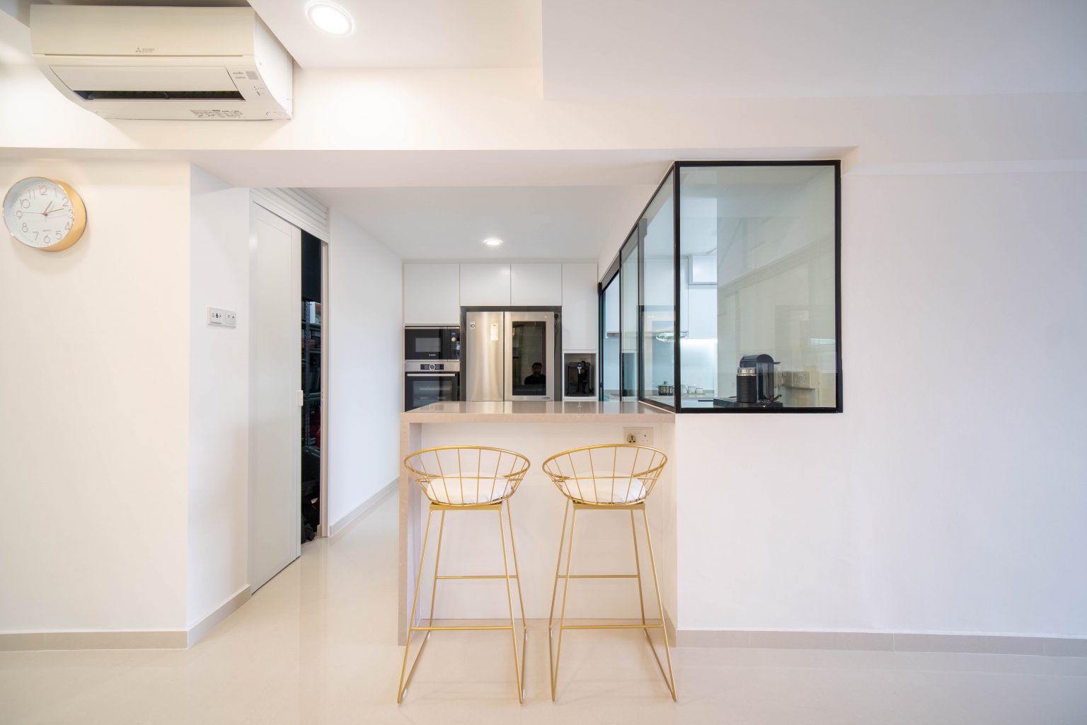 Shunfu Road HDB Executive Maisonette: Designed by Angelyn Wong+Pui Yan